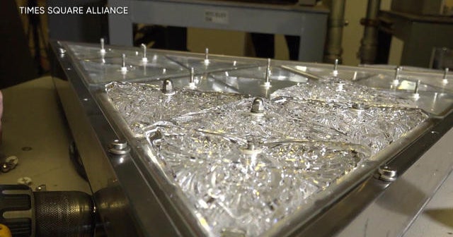 Creating the iconic Times Square ball for New Year's Eve - CBS News