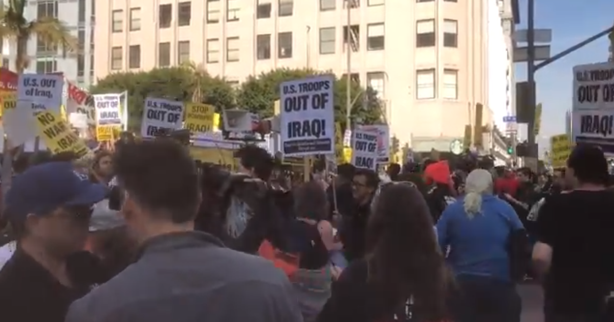 Los Angeles Residents Protest War At Pershing Square - CBS Los Angeles
