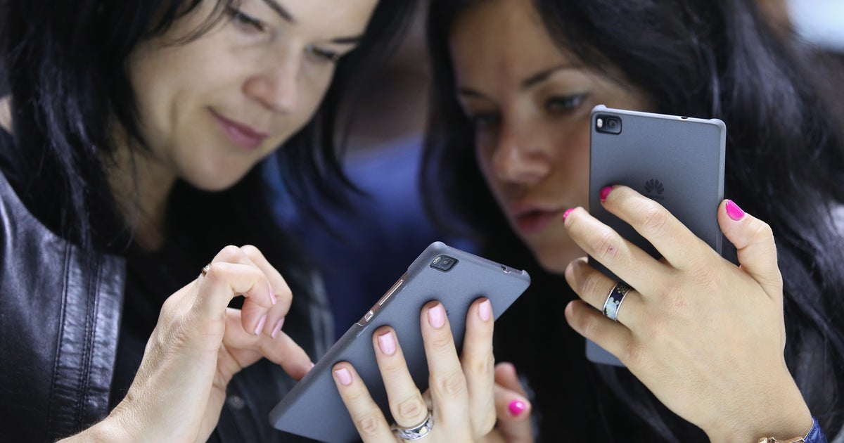 Tech Shabbat: Unplugging From Technology 1 Day A Week In 2020 - CBS San ...