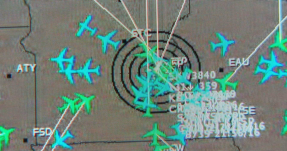 MSP Airport Preps For Friday's Heavy Snow Storm - CBS Minnesota