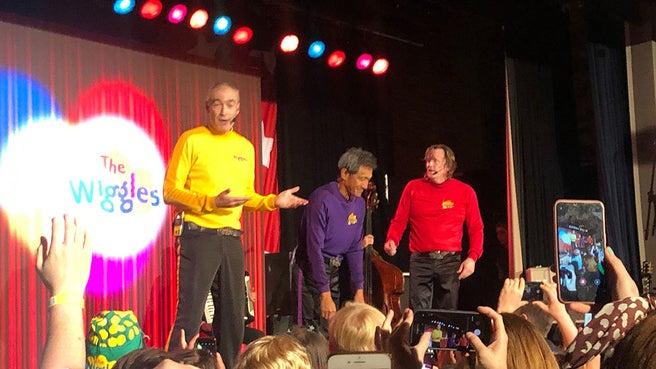 Greg Page from The Wiggles: Australian singer collapses on stage during ...