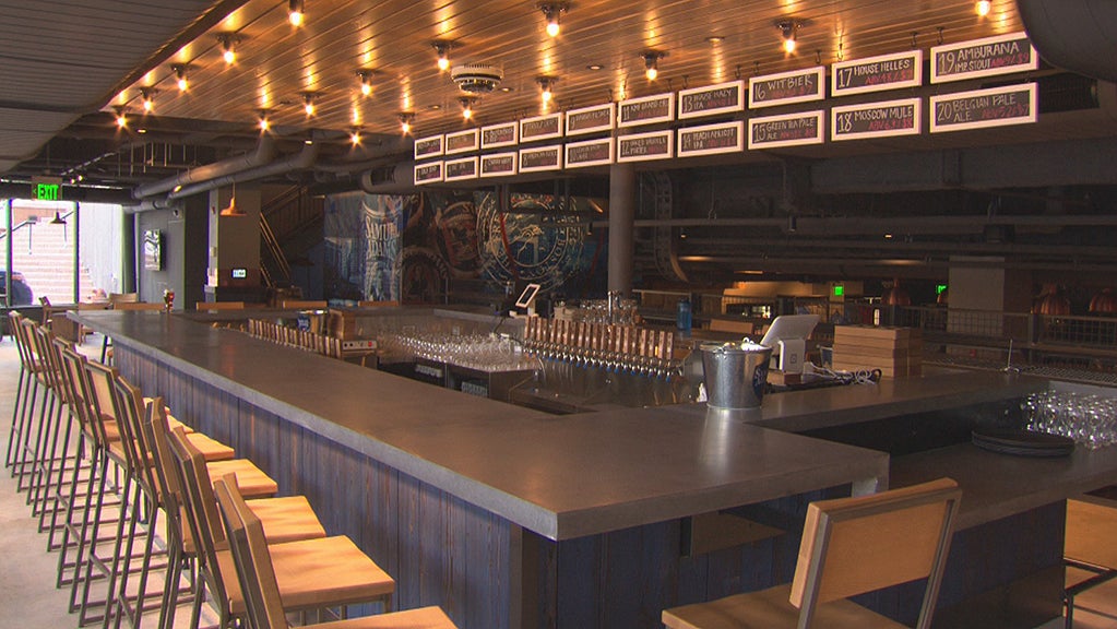 Samuel Adams Downtown Boston Tap Room Opens January 30 - CBS Boston