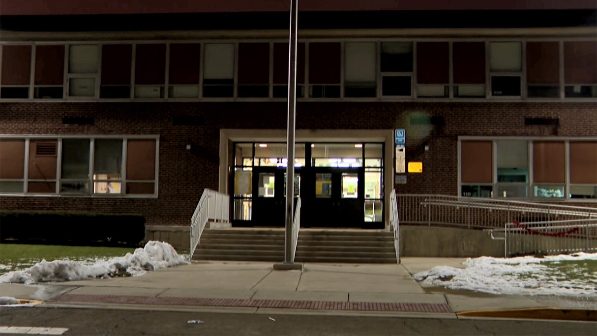 Elmwood Park News - CBS Chicago