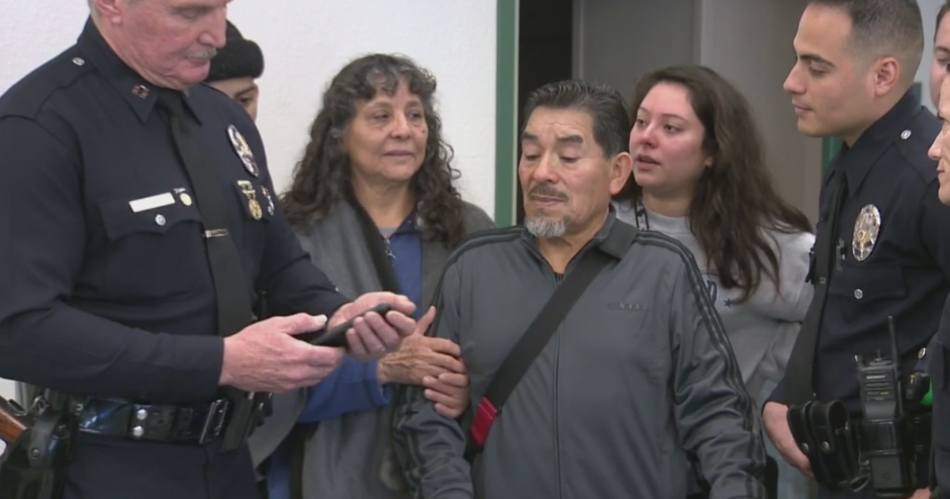 Heart Attack Victim Thanks LAPD Officers For Saving His Life - CBS Los ...