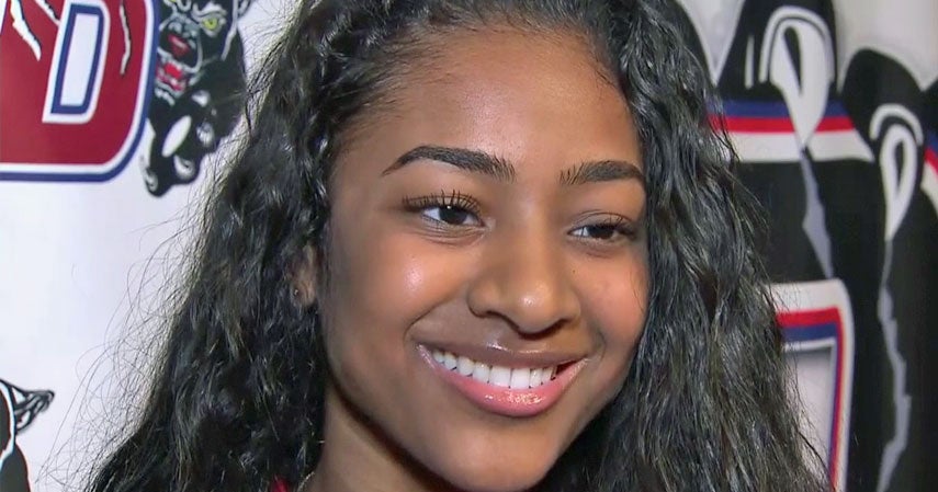 Duncanville Pantherette Deja Kelly Named McDonald's All American - CBS ... Duncanville Pantherette Deja Kelly Named McDonald's All American - CBS ...