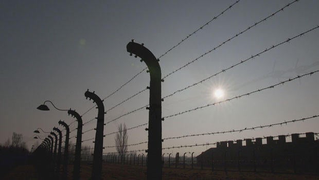 A return to Auschwitz, 75 years after liberation - CBS News