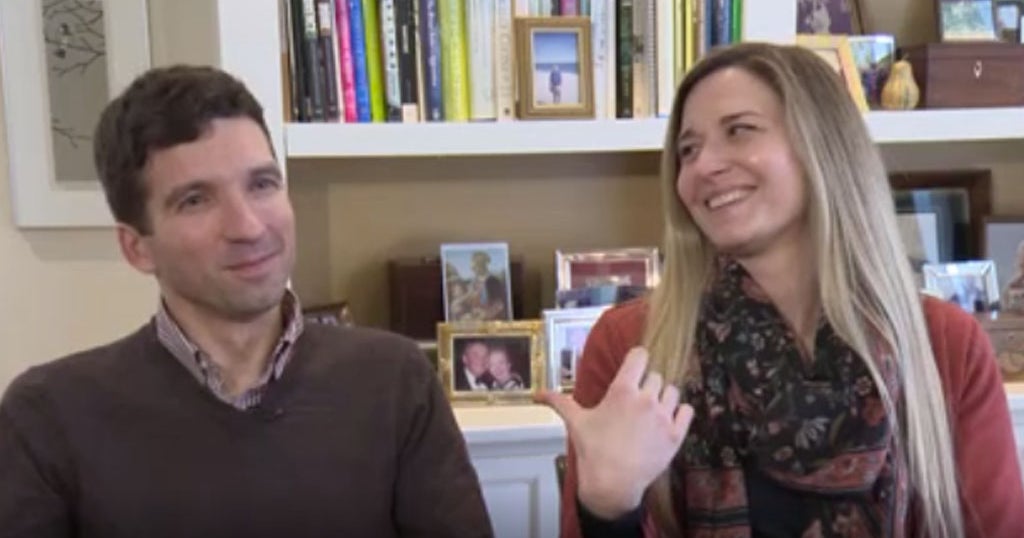 The importance of etiquette in the real and digital world - CBS Pittsburgh