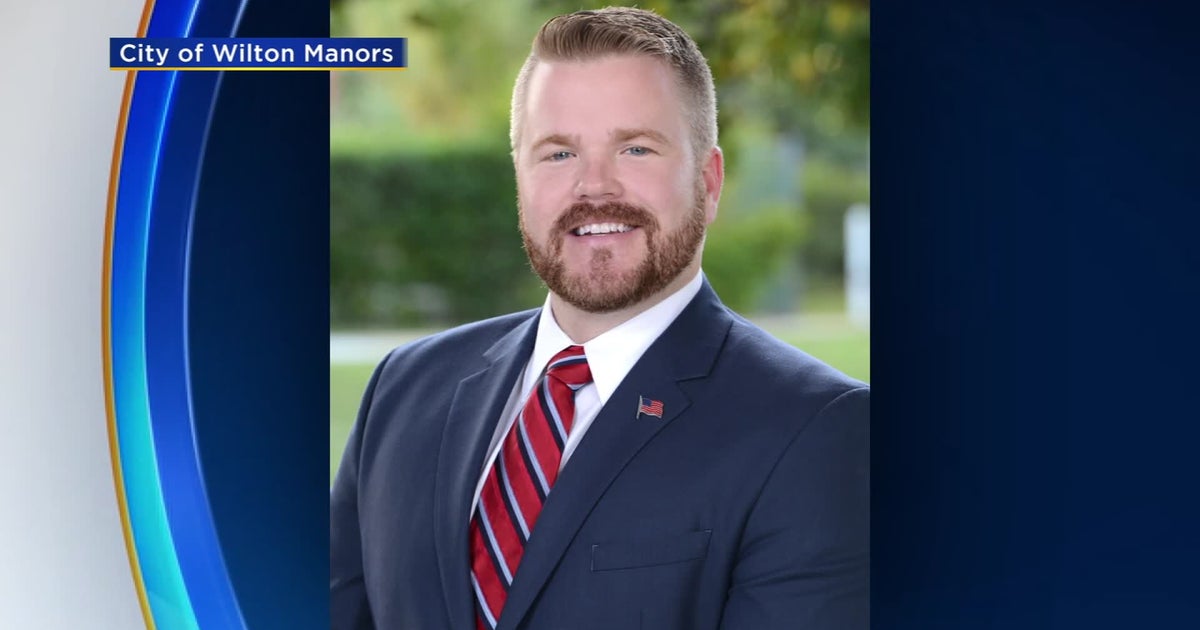 Celebration Of Life For Wilton Manors Mayor Justin Flippen - CBS Miami