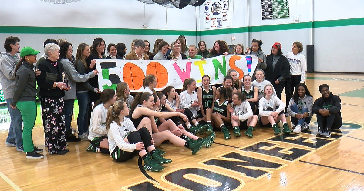 Hill-Murray's Girls Basketball Coach Erin Herman Honored For 500th ...