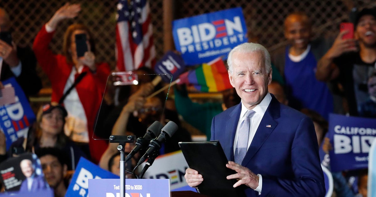 Biden sweeps South in Super Tuesday comeback as Sanders stays strong in ...