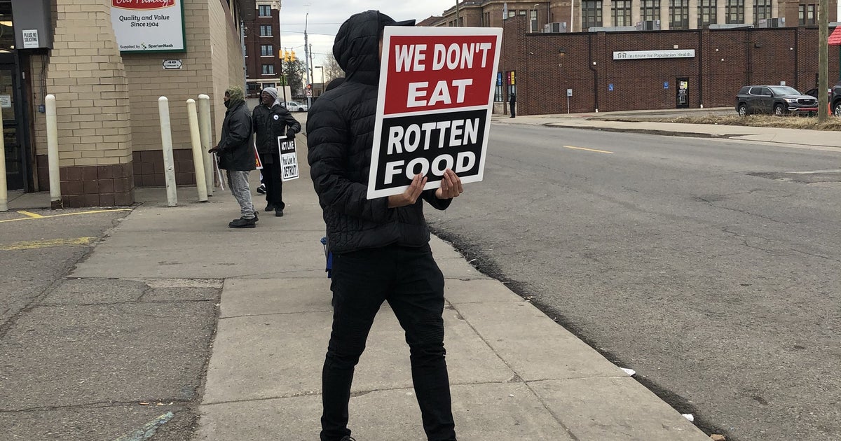 Customers Protest Against Detroit Grocery Store Accused Of Selling ...