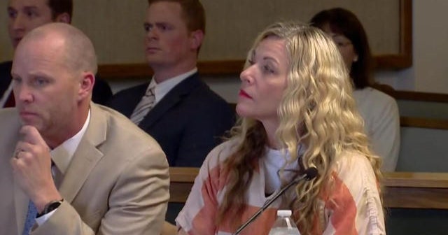 Mother of missing children makes first court appearance - CBS News