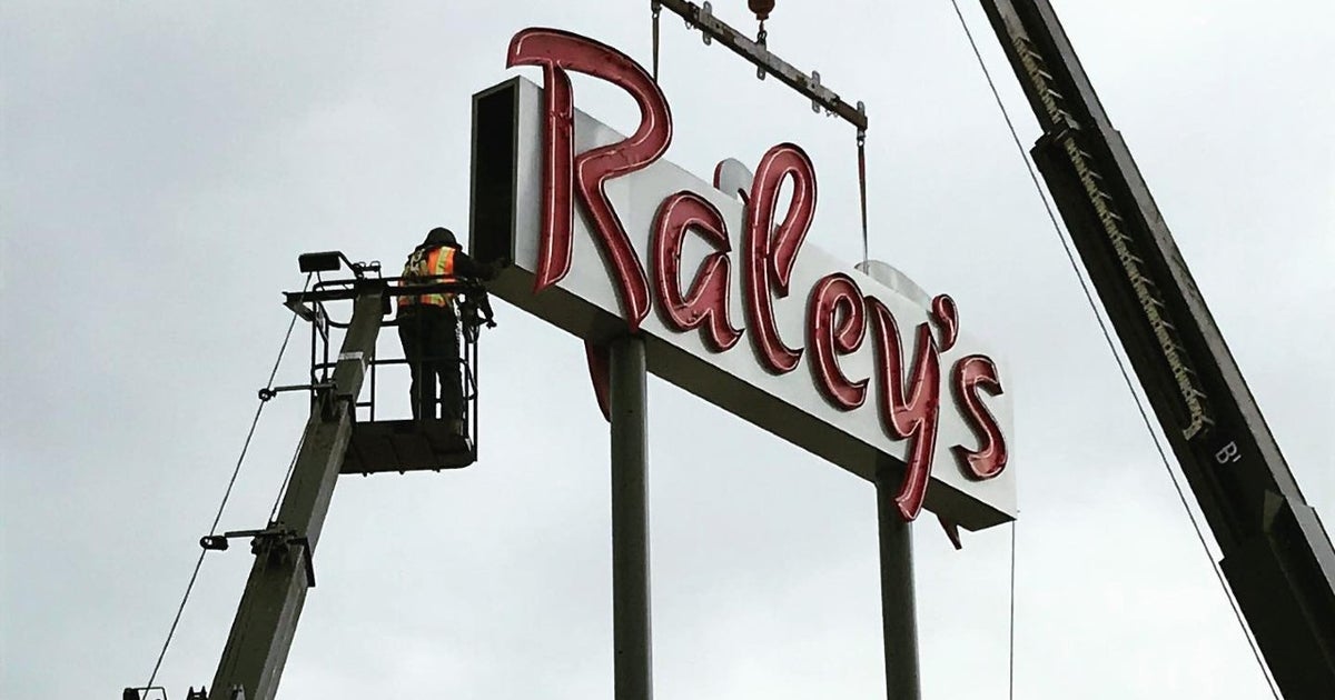 Iconic Freeport Boulevard Raley's Sign Restored After Being Damaged In ...
