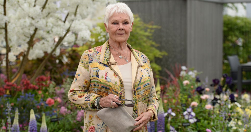 Judi Dench Makes History As Oldest Vogue Cover Star Cw Atlanta