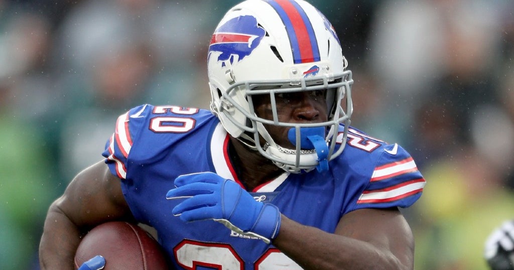 Frank Gore Returning For 16th NFL Season, Signs One-Year Deal With New ...