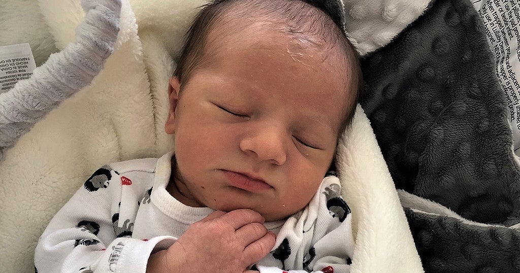 Massachusetts State Trooper Delivers His Own Baby On Side Of Highway ...