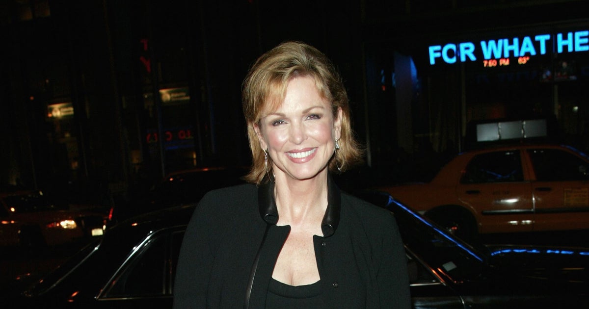 Sports Broadcasting Pioneer Phyllis George Dies At 70 - CBS Chicago