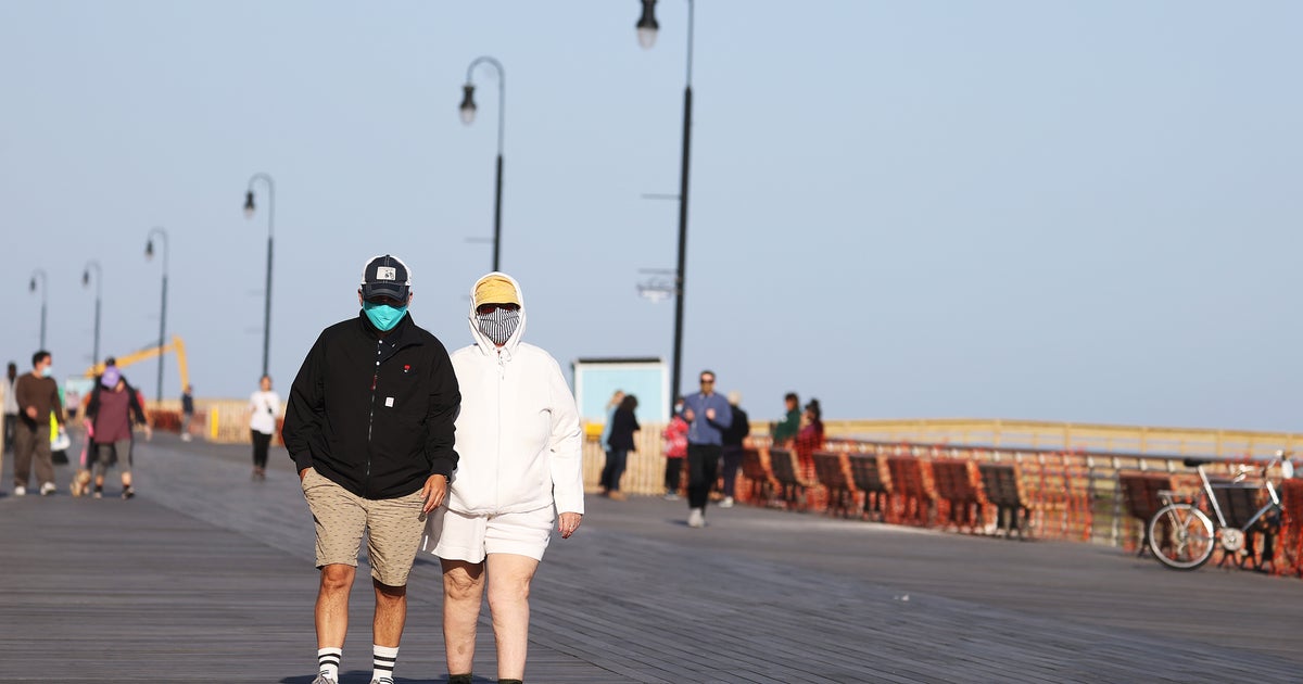 Long Beach Rolling Out New Social Distancing Rules - CBS New York