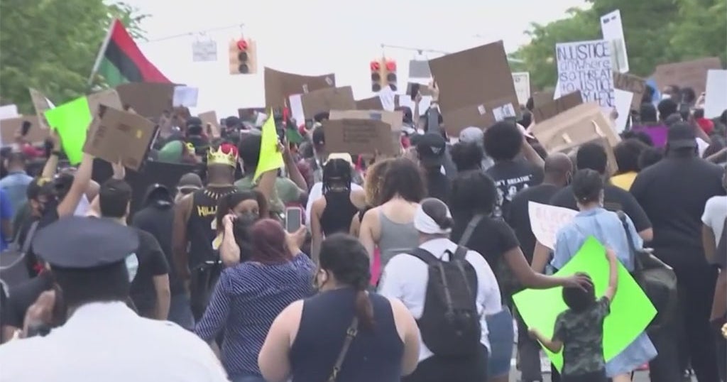 Protests Continue For 11th Day As Mayor Eliminates Citywide Curfew ...