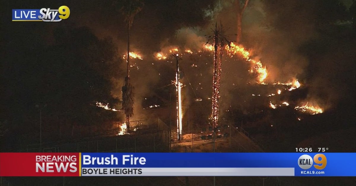 Fire Crews Battle Brush Fire In Boyle Heights - CBS Los Angeles