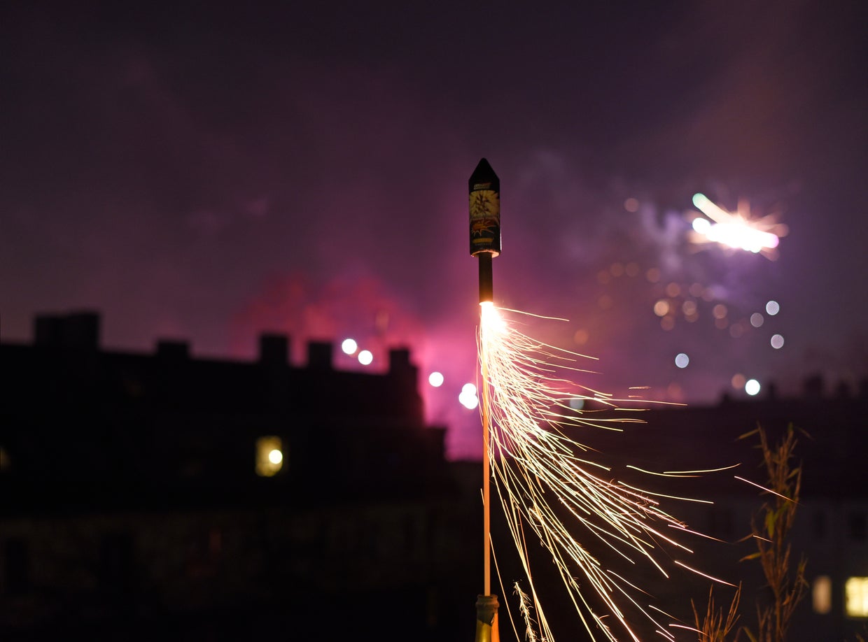 Police: 'Do NOT Call 911' To Report Illegal Fireworks - CBS Colorado