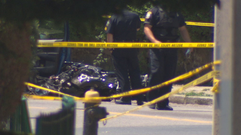 Motorcyclist Killed In Dorchester Crash - CBS Boston