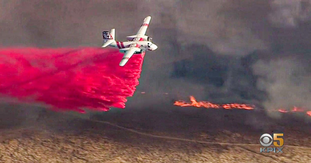 Evacuations Continue as Hundreds Battle 2 Wildfires Outside Gilroy ...