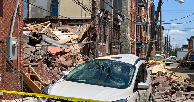 'Sounded Like An Earthquake': Two Houses Collapse In South Philadelphia ...