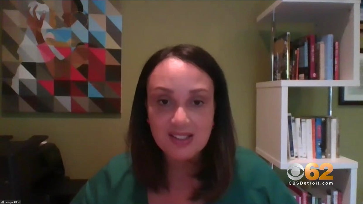 Michigan Matters: School Days, In-Class Vs. Online? - CBS Detroit