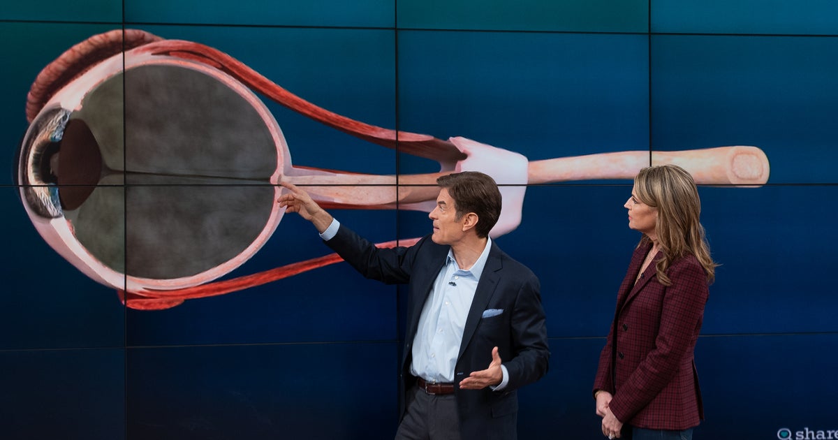 Savannah Guthrie's Terrifying Vision Scare, Intense Surgery And Lengthy ...