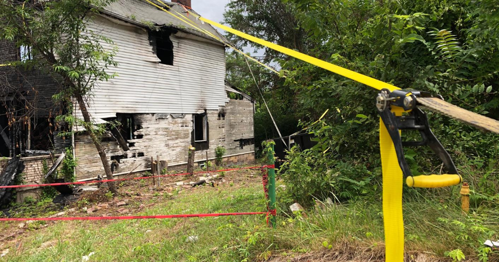 Monessen House Appearing To Be Held Up By Ratchet Straps Concerns ...