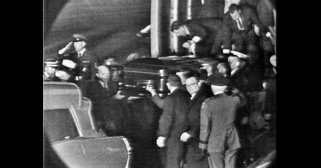 JFK's coffin arrives in D.C. - CBS News
