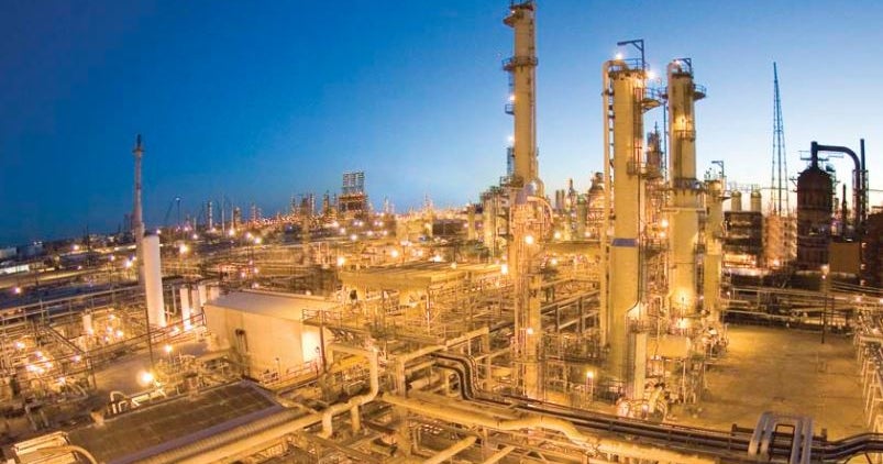 Oil Refineries, Platforms & Rigs Along Texas Coast Shutdown Before ...