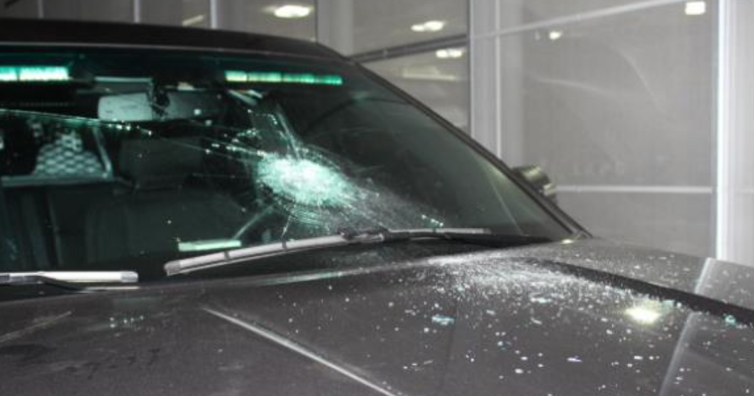 Glass Jar Candle Thrown At LAPD Sergeant's Windshield; Suspect ...