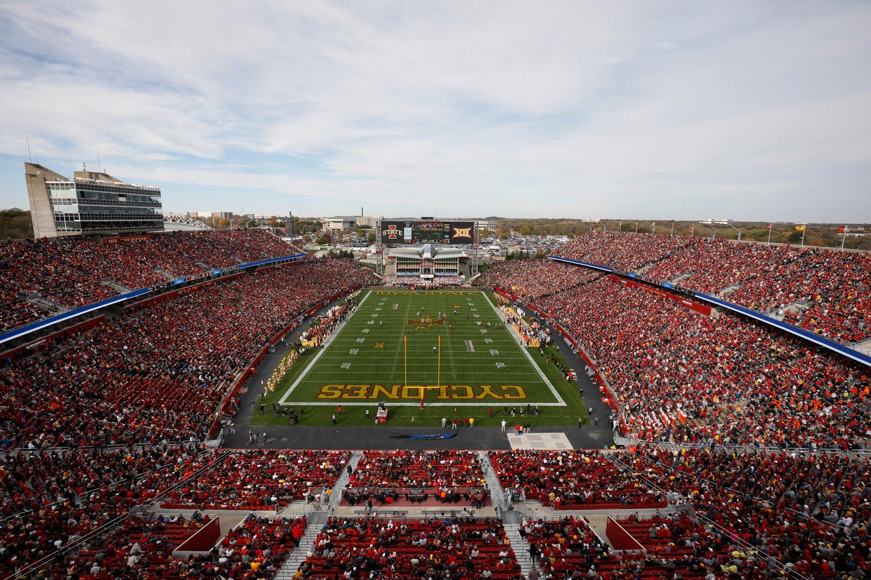Iowa State allowing 25,000 fans at first football game despite rising ...
