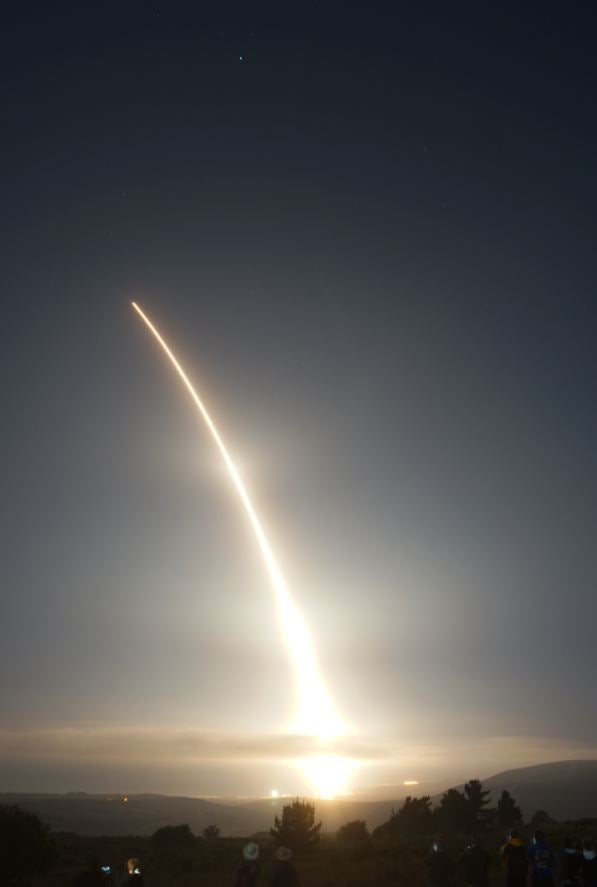 Unarmed Test Missile Launches From Vandenberg AFB - CBS Los Angeles