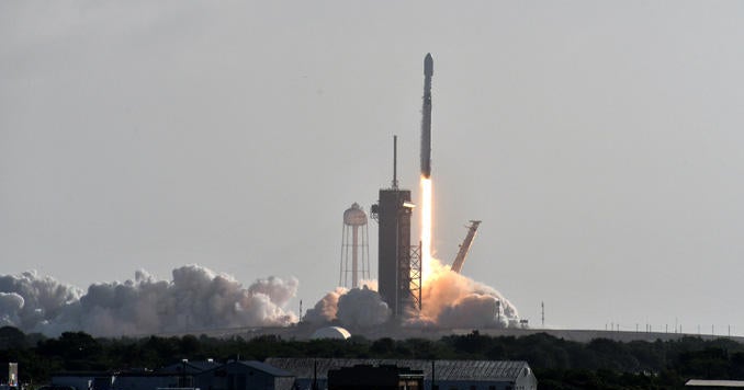 Spacex Launches 60 More Starlink Satellites In Fast Growing