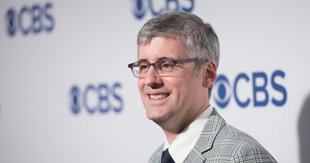 Mo Rocca explains his love of "mediocre presidents" - CBS News