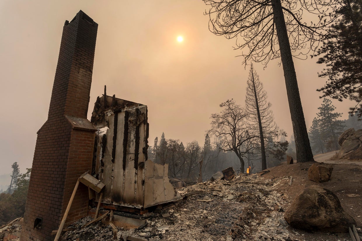 California fires 2020: Homes burn, thousands evacuated