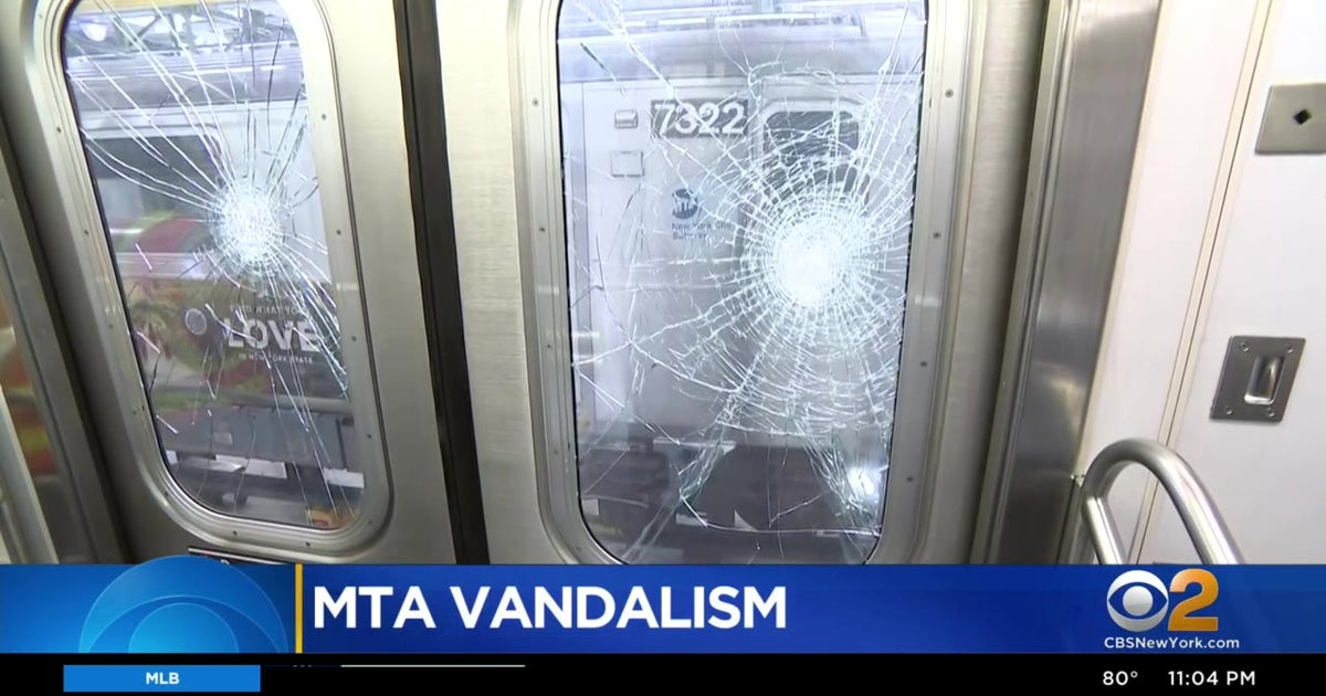 More Than A Dozen Windows Smashed On 7 Train, Adding To Costly Series Of Subway Vandalism; NYPD ...