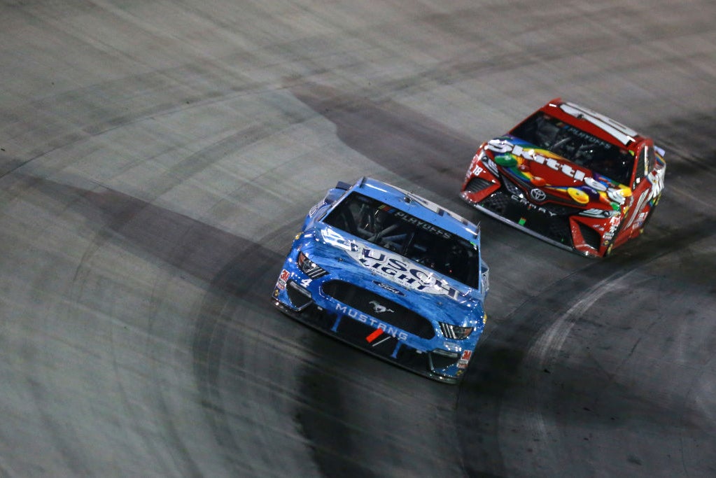Kevin Harvick Rolls Into 2nd Round - CBS Detroit