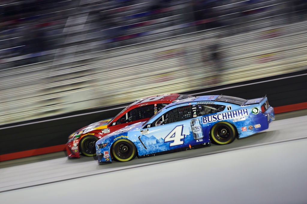 Kevin Harvick Rolls Into 2nd Round - CBS Detroit