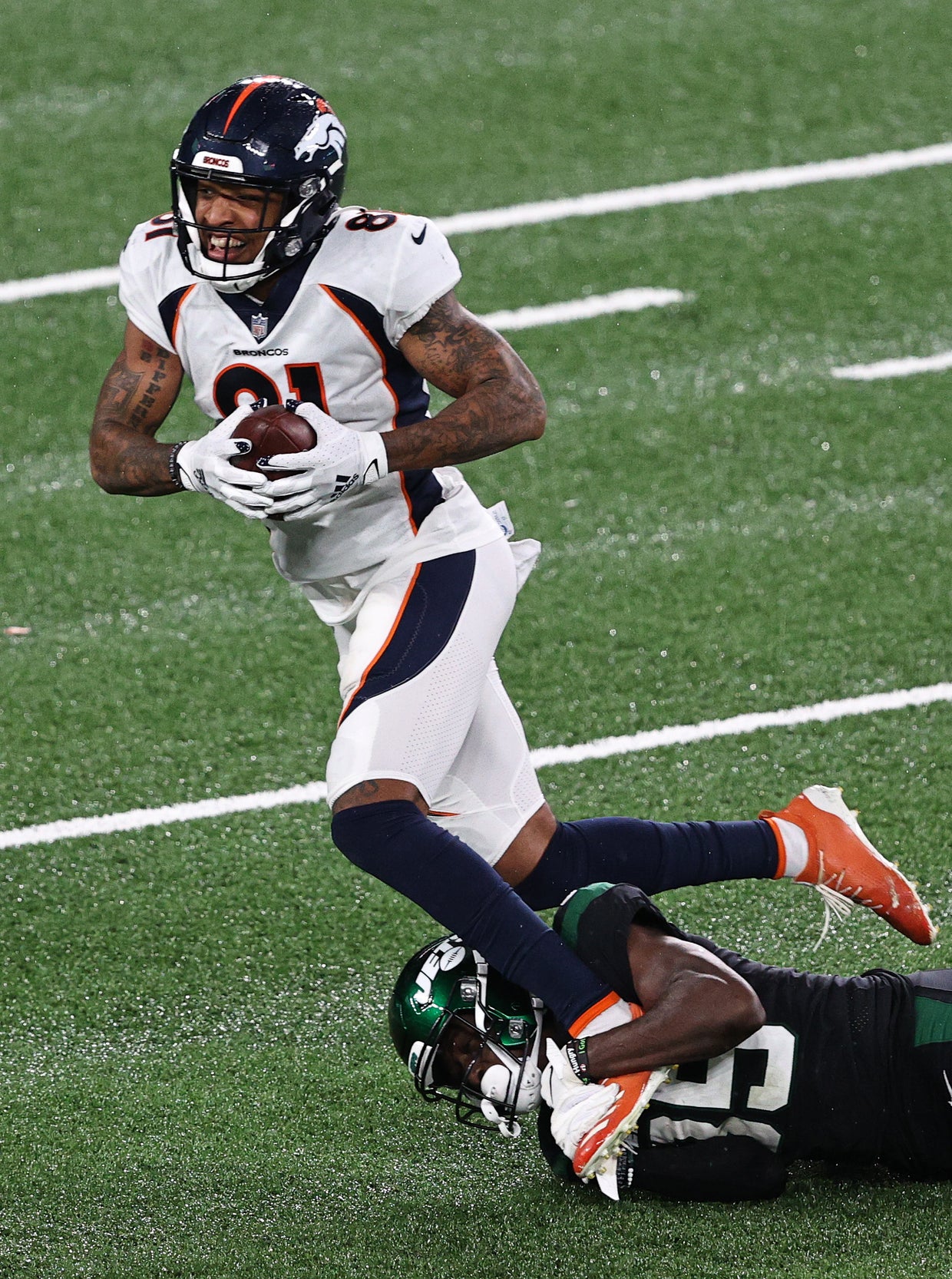 Broncos Tim Patrick Uses Cleats To Raise Awareness About Sarcoma ...