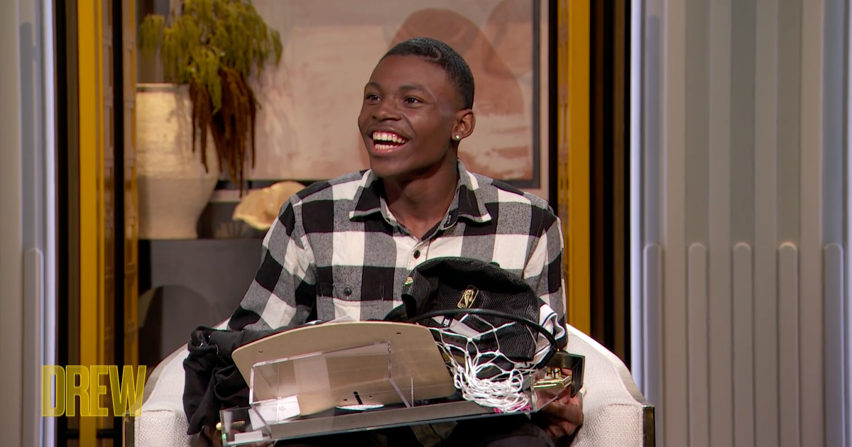 Drew Surprises 'Drew Gooder' 18-year-Old Justin Galvin Who Risked His ...