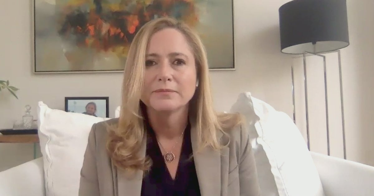 Rep. Debbie Mucarsel-Powell Tells Facing South Florida's Jim DeFede ...