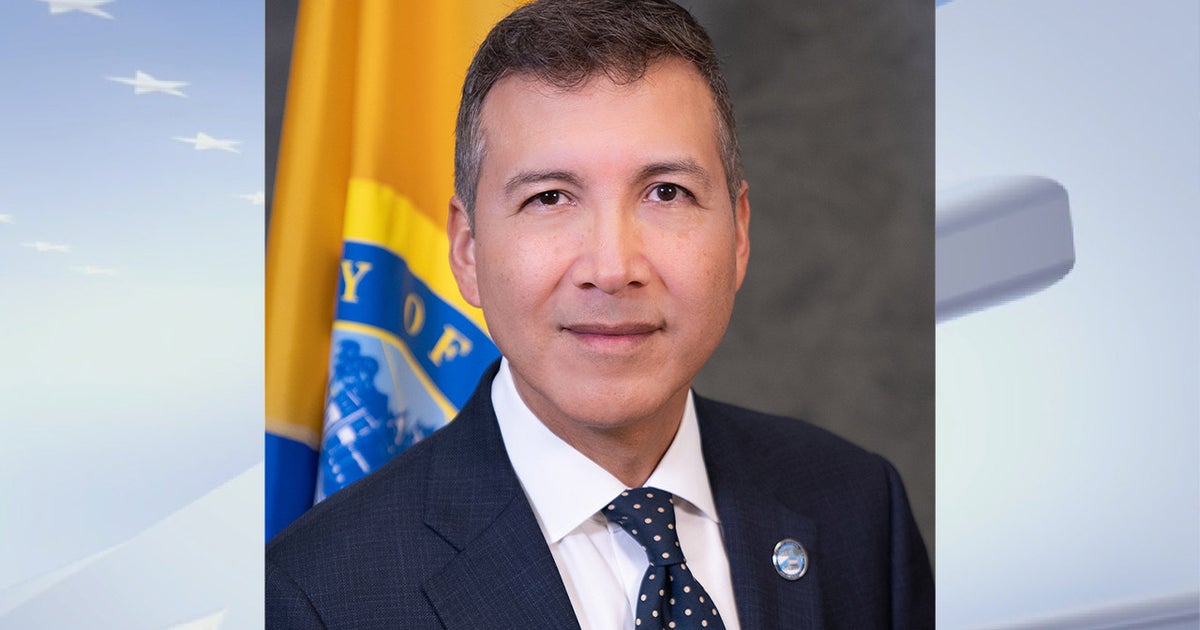 Vicente Sarmiento Elected Santa Ana's First New Mayor Since 1994 - CBS ...
