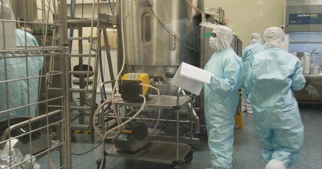 Operation Warp Speed nears pinnacle of mission - CBS News