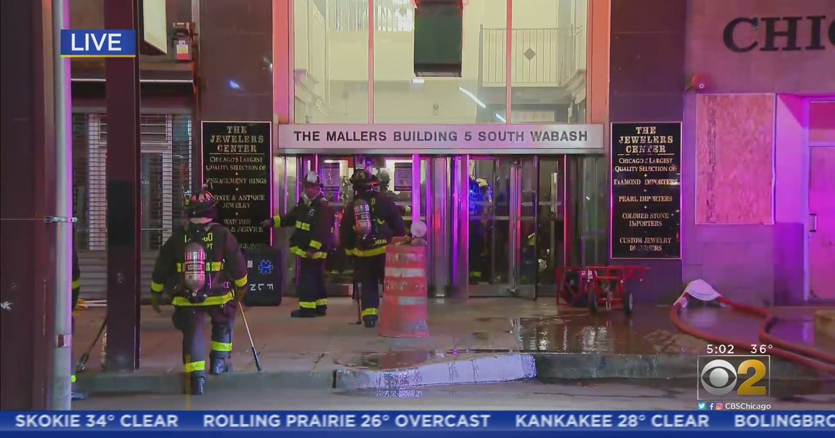 Firefighters Battle Fire In The Mallers Building On Jewelers Row In The ...