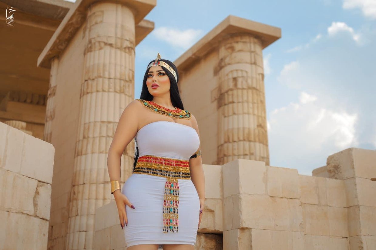 Egyptian model arrested over photo shoot at ancient pyramid - CBS News