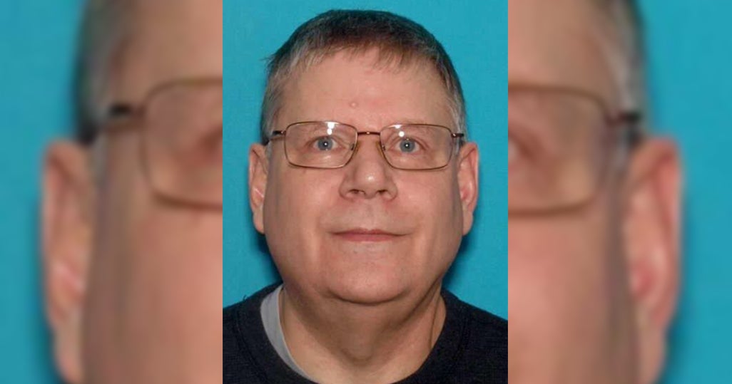 Help Sought Finding Missing Man Last Seen In West Bloomington - CBS ...